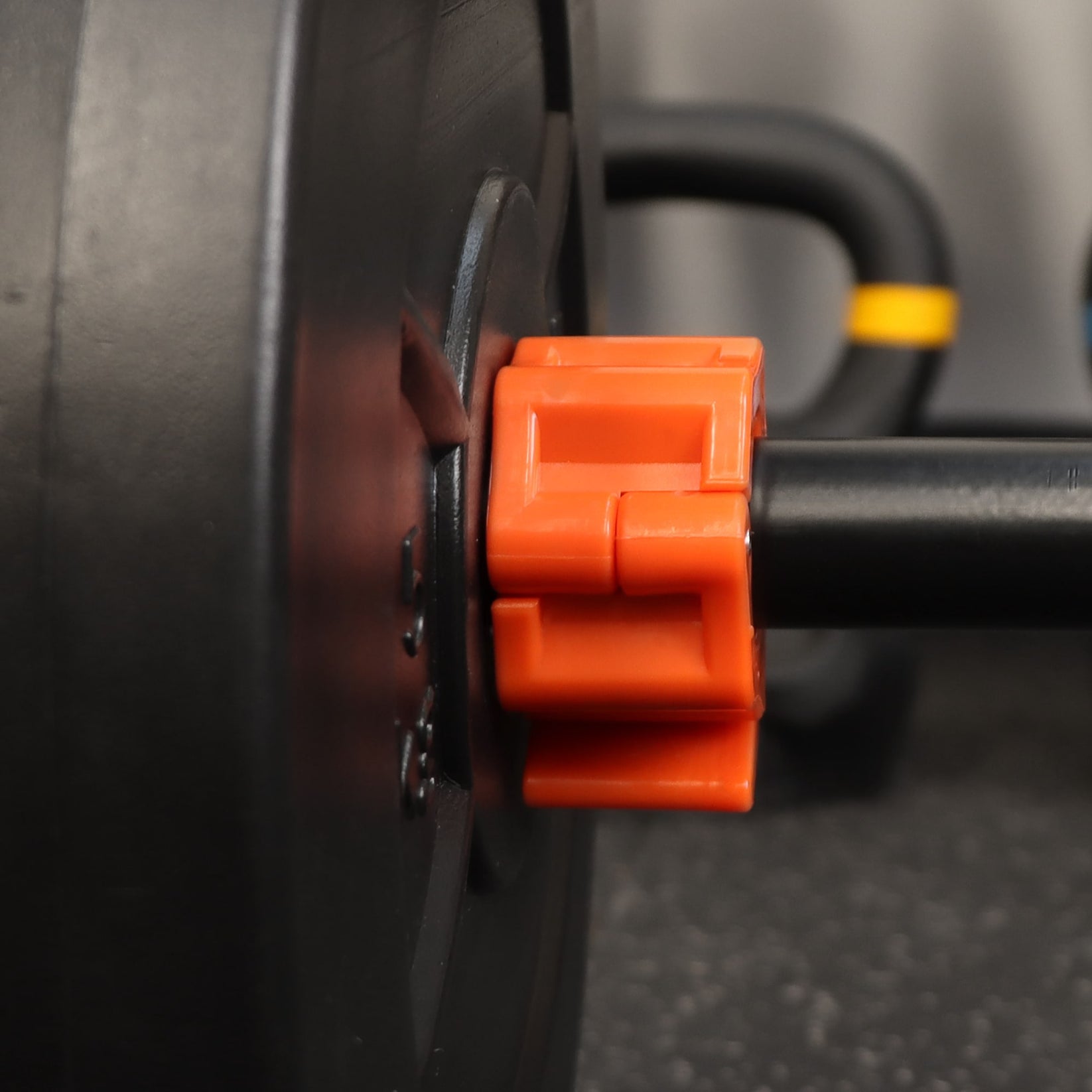1-inch Barbell Clamps – Phoenix Fitness